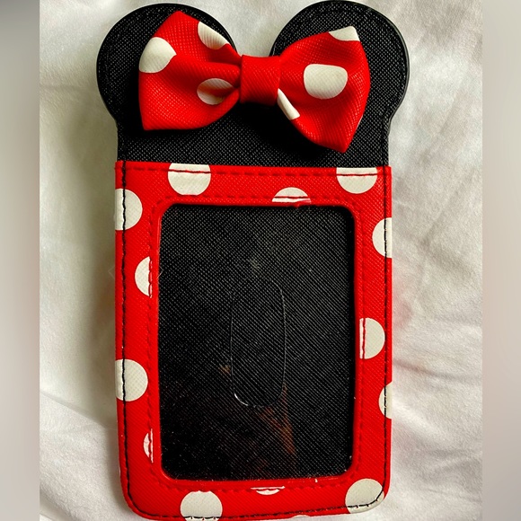 Disney | Bags | Disney Minnie Wallet | Poshmark